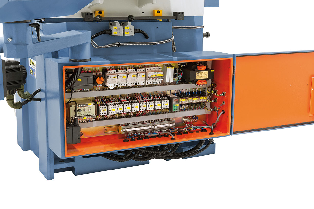 Surface grinding machine BSG 2550 TDC with 2-axis digital readout ES-12 H ** | Bernardo